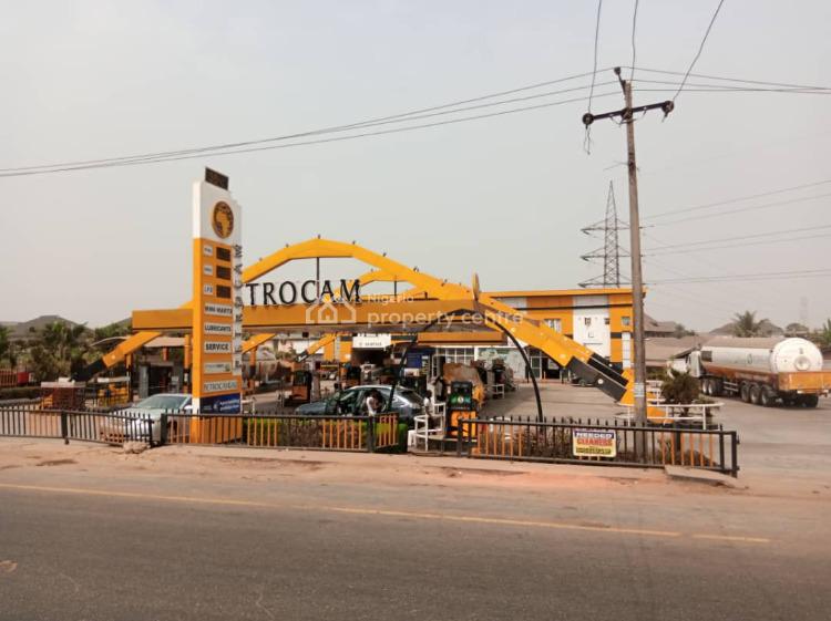 For Rent: Luxury Ground Floor Office/showroom Space, Orheptal Bus Stop ...