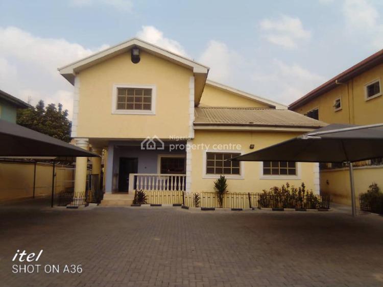For Rent: Lovely Fully Detached 5 Bedroom Duplex With 2 Rooms Bq, Millennium Estate, Gbagada ...