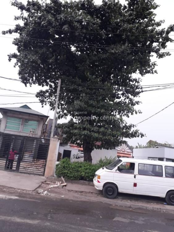 For Rent: Brand New Upstairs Showroom Plaza Facing A Busy Road For ...