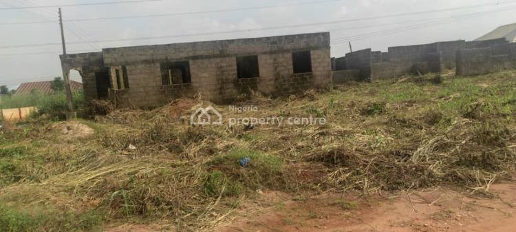 For Sale: Land/house, Benin-agbor Road, Benin, Oredo, Edo | 3 Beds, 3 Baths (Ref: 1372961)