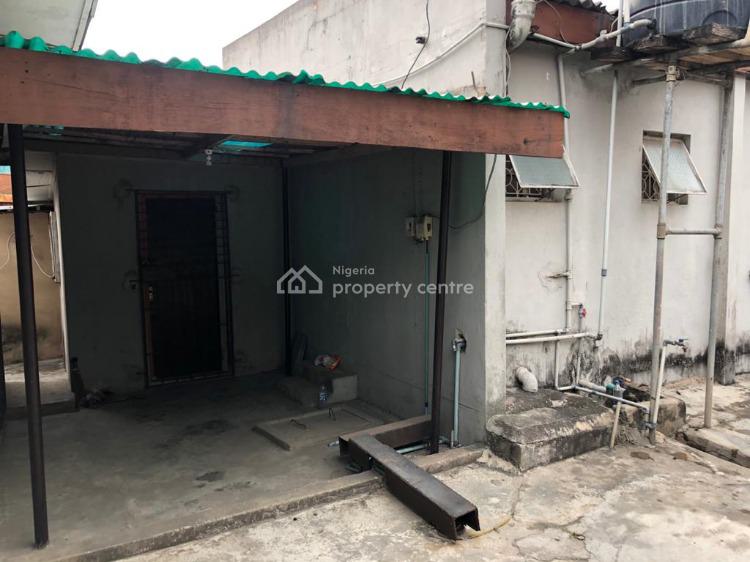 For Sale: 5 Bedrooms Bungalow, Modupe Johnson Crescent, Surulere, Lagos ...