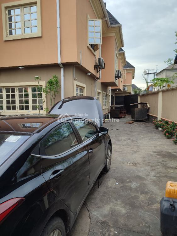 For Sale: Luxury 6 Bedroom Duplex With 3 Flats, Raji Rasaki Estate ...