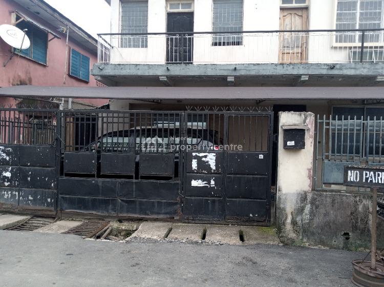 For Sale: 4 Bedroom Block Of Flats, Off Funso Williams Venue, Barracks ...
