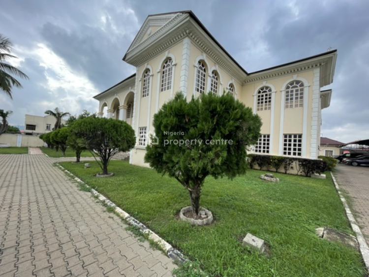 For Sale: 7 Bedrooms Fully Detached Mansion With Swimming Pool & Green ...
