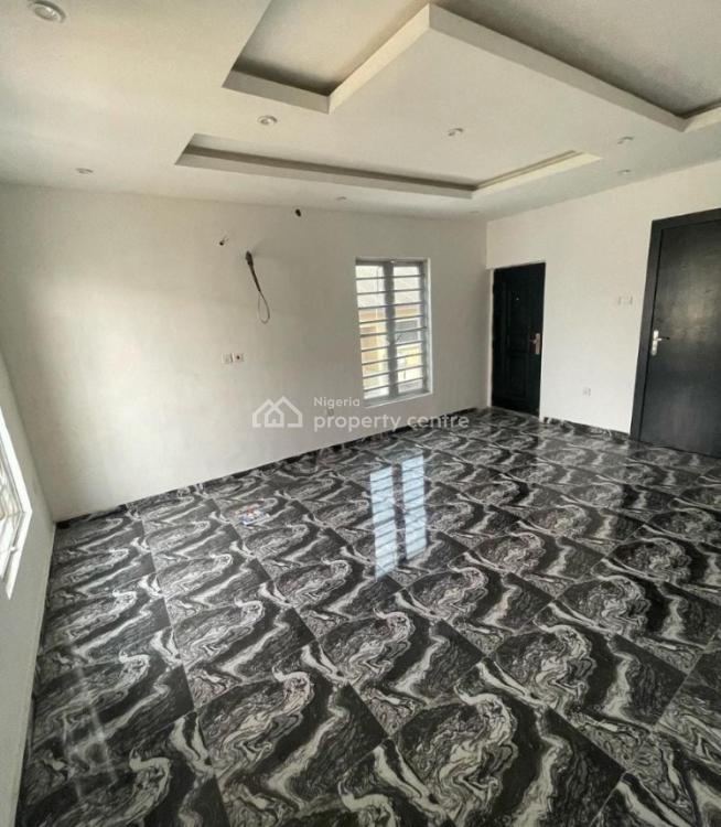 For Sale: Two (2) Bedrooms, Alaka Estate, Surulere, Lagos | 2 Beds, 2 ...