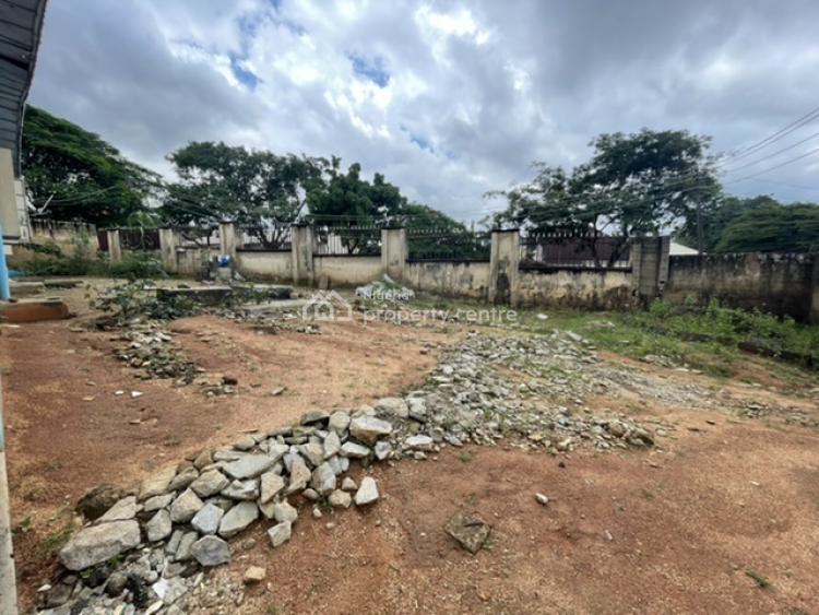 For Sale: Old 3 Bedrooms Semi Detached Bungalow Perfect For Commercial ...