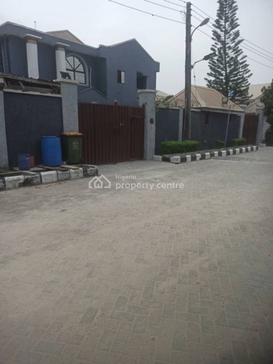 For Rent: Super Neat 3 Bedroom Flat, Majek Estate, Ajah, Lagos | 3 Beds ...