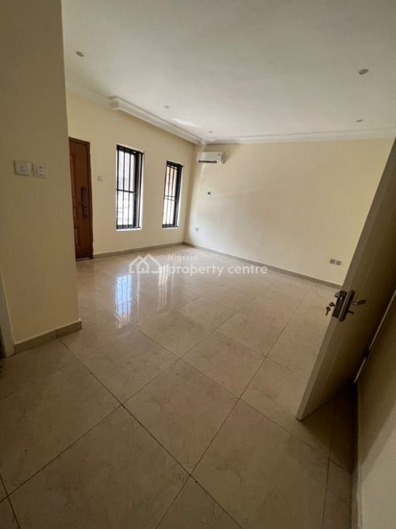 For Rent: Single Room Self-con With Balcony & 24-hrs Light / Ac ...