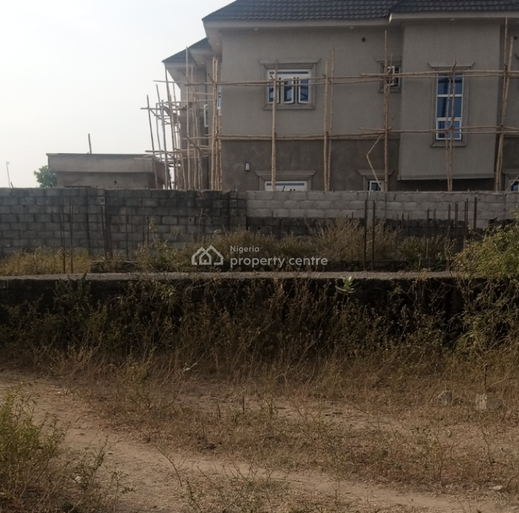 For Sale: 450sqm Estate Plot With A Dpc, Airport Road, Lugbe District, Abuja (Ref: 1554480)