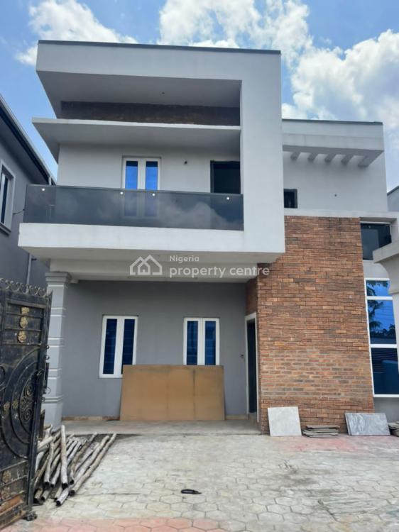 For Sale: Contemporary Porch 4 Bedrooms Detached Duplex, All Rooms En ...