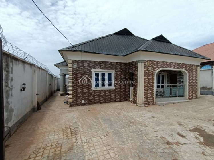 For Sale: 3 Bedroom Bungalow, Ologuneru Olunde Behind Lariken School ...