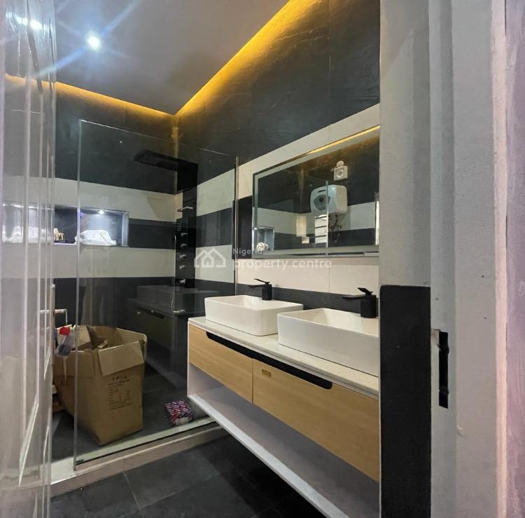 For Sale: 7 Bedrooms Luxury Apartments. One 3 Bedroom And Two 2 ...