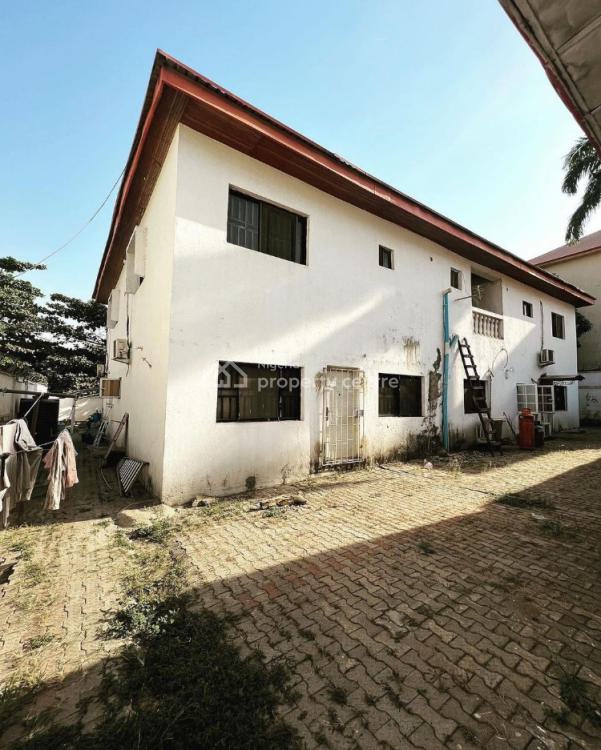For Sale: Commercial/residential Detarched Duplex, Wuse 2, Abuja | 6 Beds, 7 Baths (Ref: 1631065)