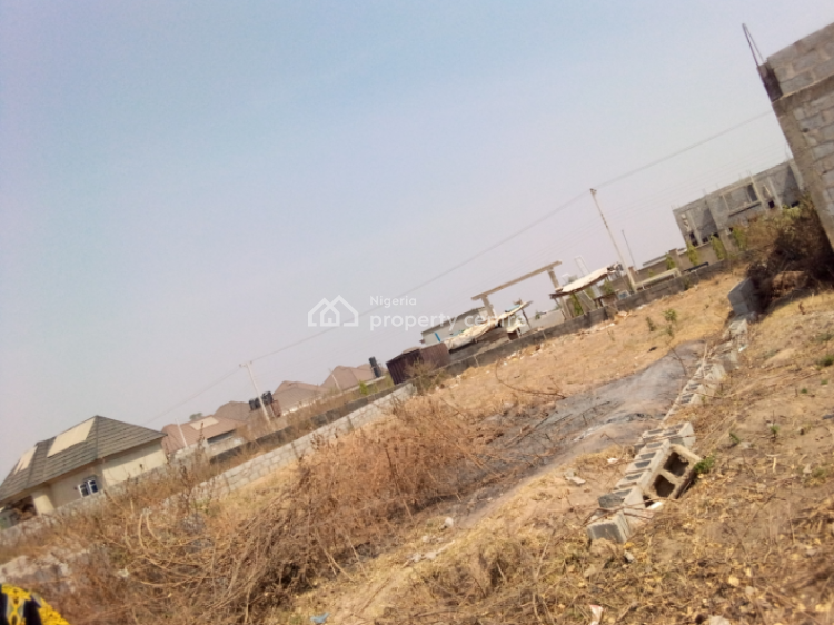 For Sale: Buildable 500sqm Plot In A Developed Estate, Amac Market ...