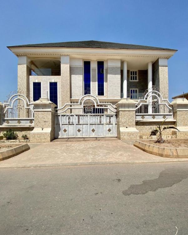 For Sale: Exquisite 8 Bedroom Mansion, Guzape District, Abuja | 8 Beds ...