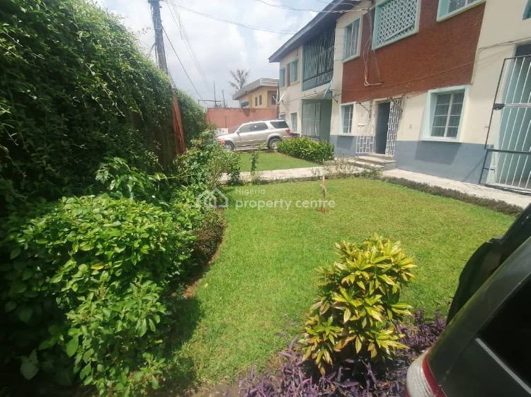 For Sale: Solid Block Of 4 Flat On A Plot & Half, Ilupeju, Lagos | 3 ...
