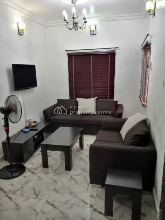 Short Let: Luxury 2 Bedroom Apartments, Oseni Close, Off Modupe Johnson ...