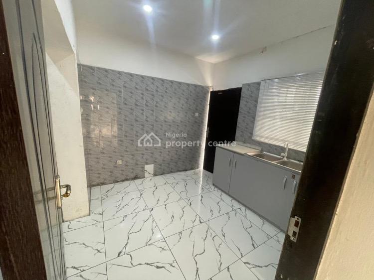 For Rent: Room And Parlor Self Contain, Victoria Island (VI), Lagos | 1 ...