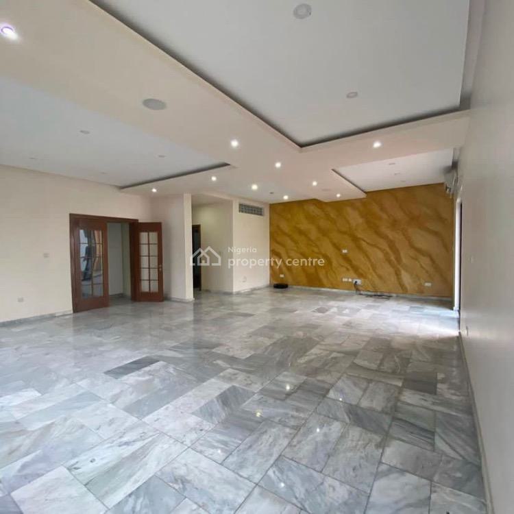 For Sale: Spacious 4 Bedrooms Maisonette, Mojisola Onikoyi, Banana ...