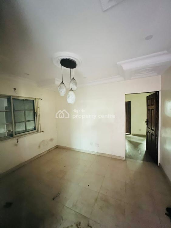 For Rent: 3 Bedroom Bungalow + 3 Stores On 1000sqm (commercial), Thomas ...