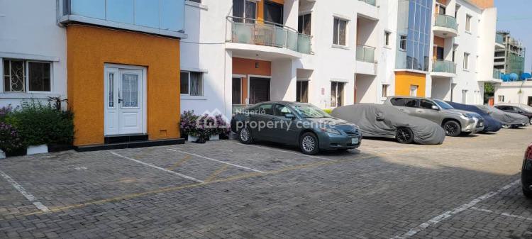 For Sale: Luxury 2 Bedroom Apartment, Banana Island, Ikoyi, Lagos | 2 Beds, 2 Baths (Ref: 1729758)