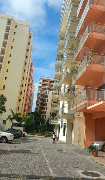 For Rent: Super Luxury Waterfront 4 Bedroom Pent Flat With Maid's ...