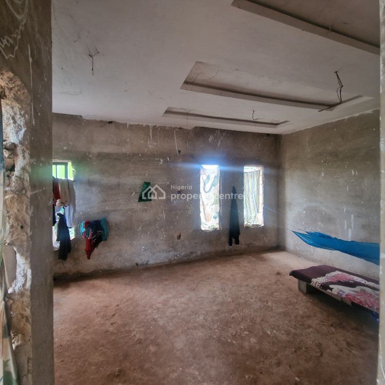 For Sale: Semi-finished 3 Bedroom Bungalow + Penthouse, Ugbor Gra ...