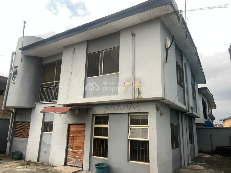 For Rent: Nice 5bedroom Semi Detached House, Gbagada, Lagos | 5 Beds, 6 Baths (Ref: 1852162)