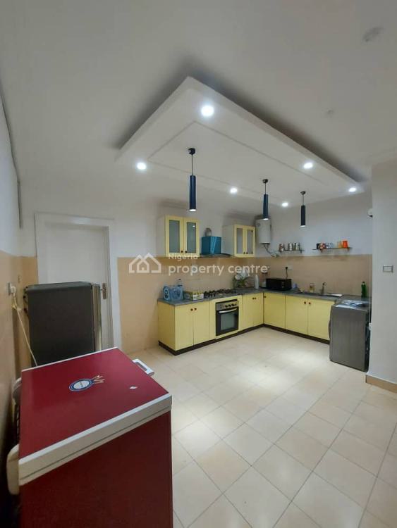 For Rent: Luxury Three Bedrooms Flat, Safecourt Apartment, Ikate ...