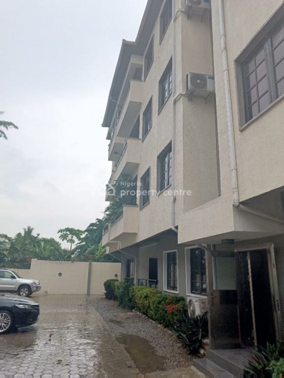 For Sale: Fantastic 3 Bedrooms + Bq, On Topmost Floor, Adeyemi Lawson ...