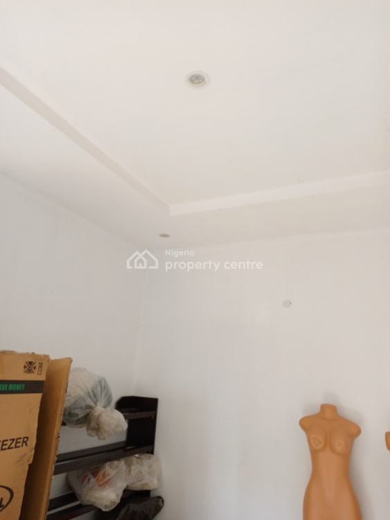 For Rent: Luxury Studio Flat, Murphy Adetoro Street, Alpha Beach Road, Atlantic View Estate ...