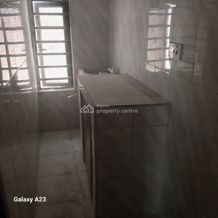 For Rent: Decent Mini Flat, Off Ijesha Express Bus Stop, Ijesha ...