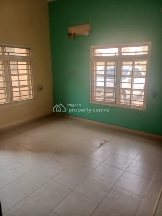 For Rent: A Spacious 3 Bedroom Block Of Flats In A Nice Estate On Tarred Road., Area 1 Axis ...