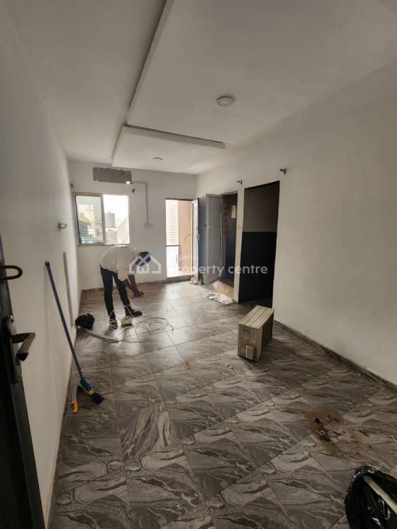 For Rent: Luxury Self Contain, Yaba, Lagos | 1 Beds, 1 Baths | Nigeria ...