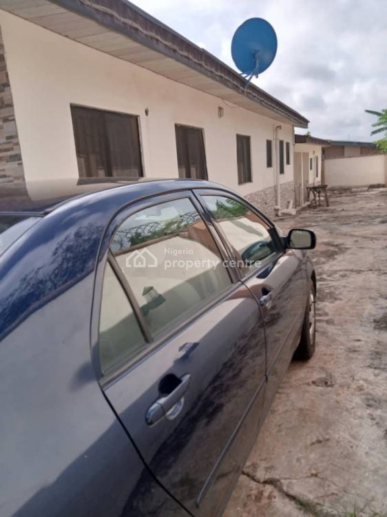 For Sale: Bungalow Of 4 Bedroom Flat With 3bedroom Flat, Futa South ...