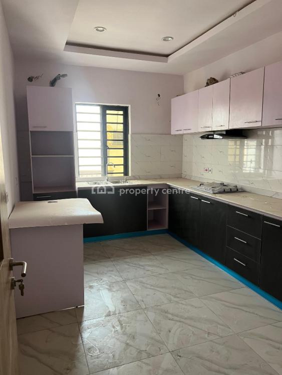 For Rent: Luxury 3bedroom At Gbagada, Sholuyi Estate, Gbagada, Lagos ...