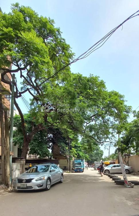 For Sale: High-rise Commercial Building On Nine (9) Floors, Boyle ...