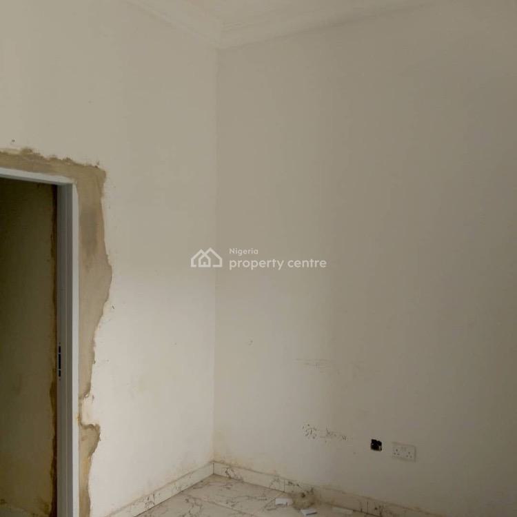 For Rent: Spacious Room And Parlour, Ologolo, Lekki, Lagos | 1 Beds ...