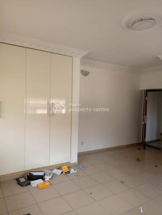 For Rent: Spacious Three Bedroom Flat, GRA Phase 2, Magodo, Lagos | 3 ...