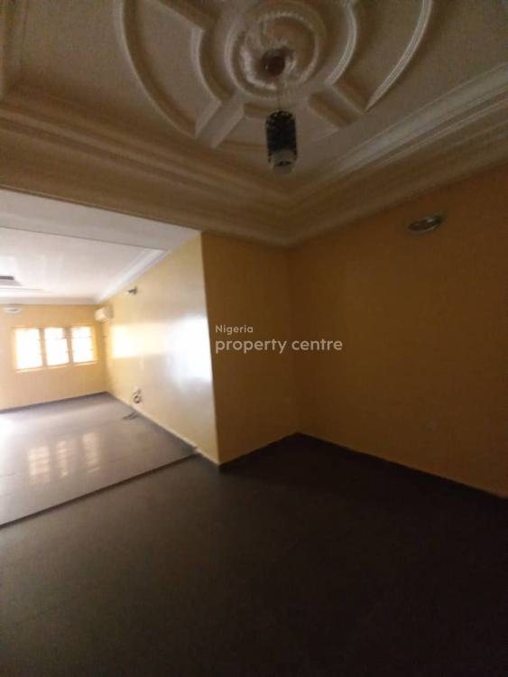 For Rent: A Very Good Spacious 3 Bedroom Flat, Durumi District After ...