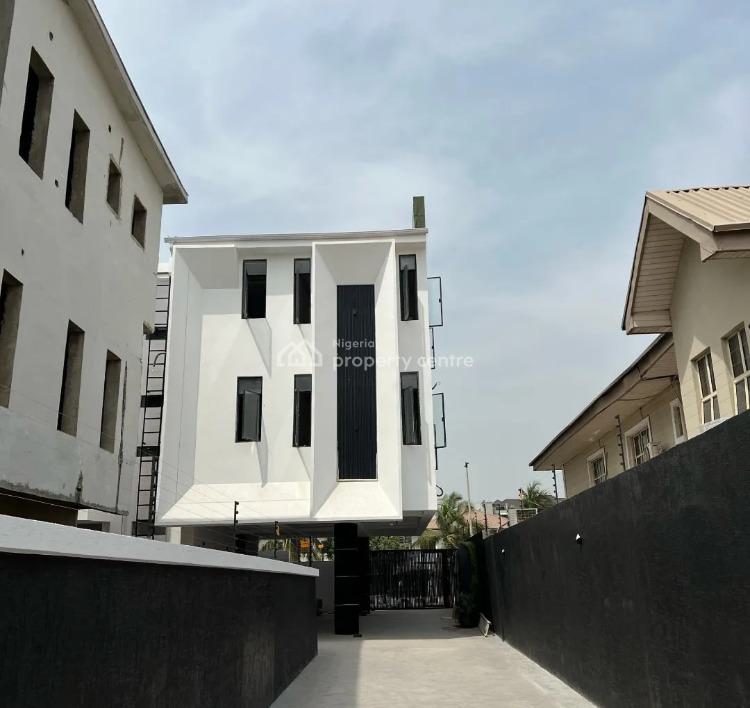 For Sale: 2 Bedroom Maisonette In A Secured Estate, Lekki Phase 1, Lekki, Lagos | 2 Beds, 2 ...