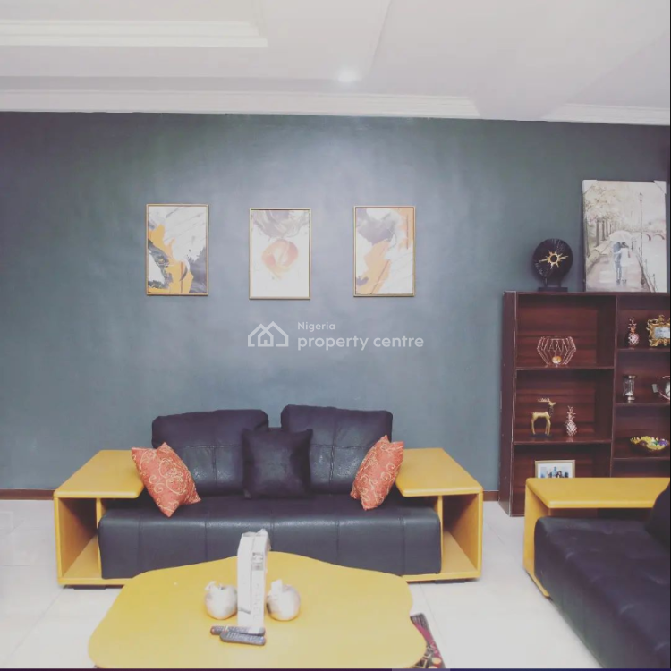 Short Let: Superlative 2 Bedroom Apartment, Rev. Ogunbiyi Street, Off ...