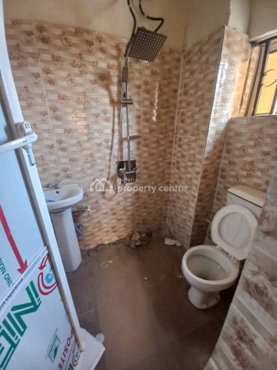 For Rent: Nice Finished 2 Bedroom Flat, By Stella Maris, Life Camp ...