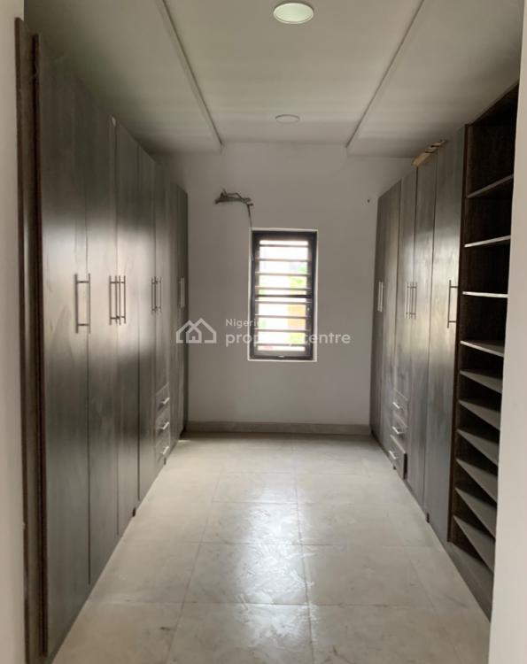 For Sale: Luxury 4 Bedrooms With Bq, Kolapo Ishola Estate, Akobo ...