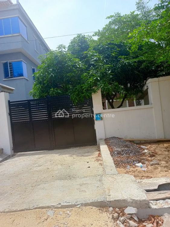 For Rent: Luxury Studio Flat, Nonso Chukwuchebem Street, Alpha Beach ...