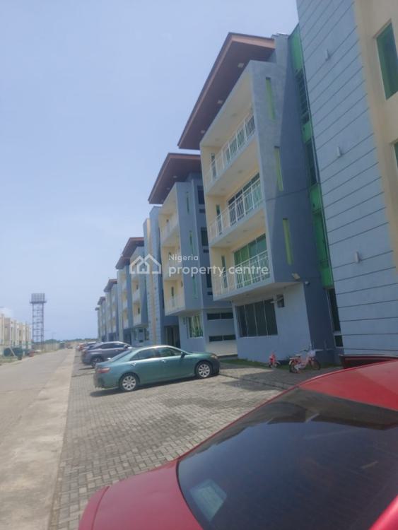 For Rent: A Brand New 3 Bedroom Flat, Noverah Shoprite, Lekki Phase 2 ...