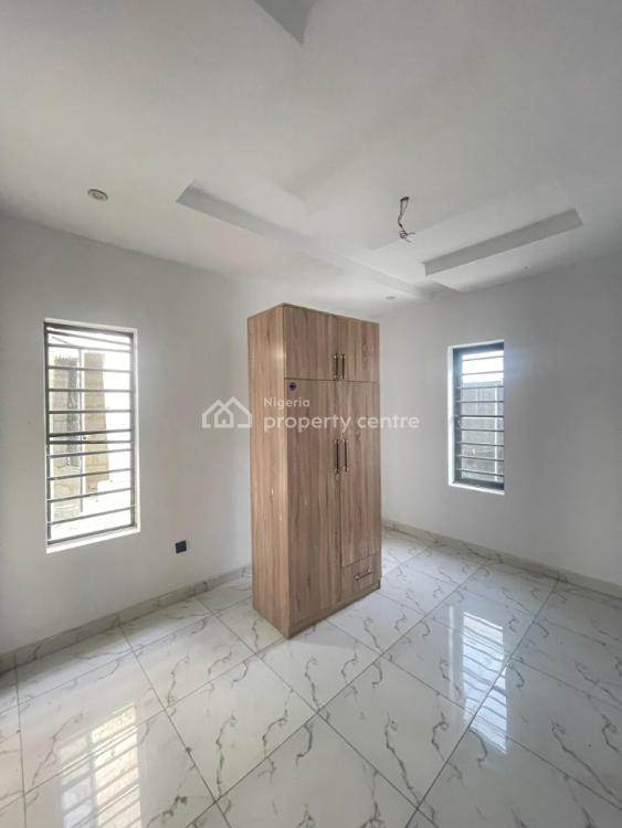 For Sale: Luxury House, Lekki Phase 2, Lekki, Lagos | 4 Beds, 4 Baths ...