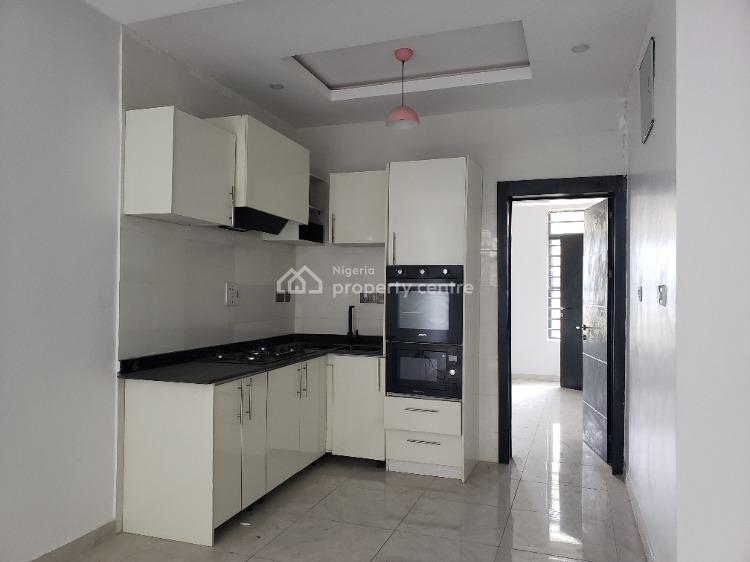 For Sale: Fully Serviced Luxury 2 Bedroom Apartment, Ologolo, Lekki ...