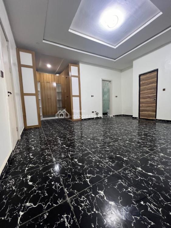 For Rent: Standard N Massive Master Bedroom Shared Apartments, Orchid ...