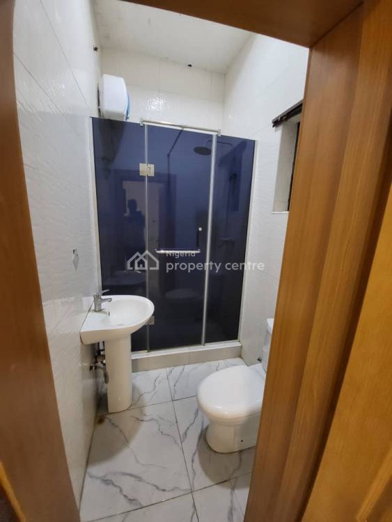 For Rent: Very Spacious Luxurious Madam Room, Oral Estate, Lekki, Lagos ...